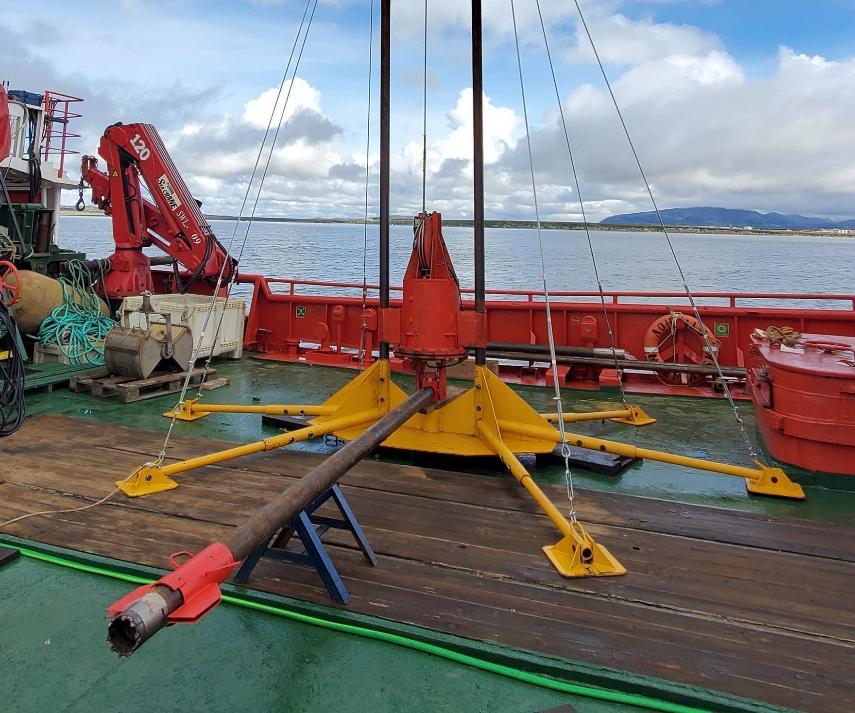 Пробоотборник вибрационного типа УВБ-2 (Vibrocorer 250) — Геологическое ...